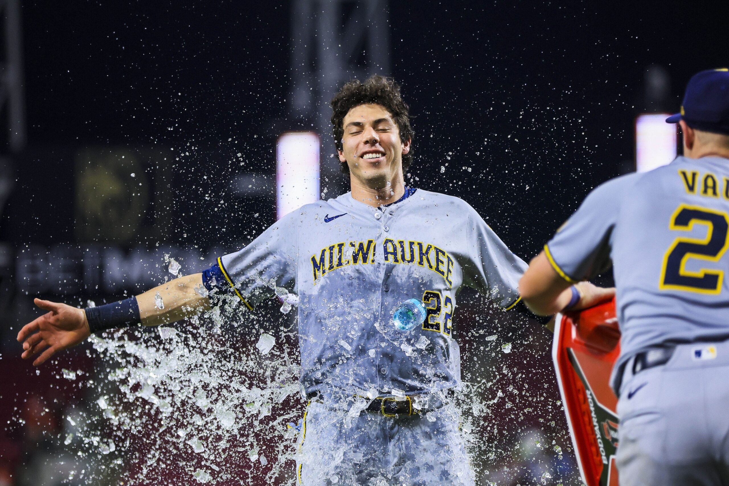 Milwaukee Brewers Make MLB History In Crazy Comeback Win Vs. Reds