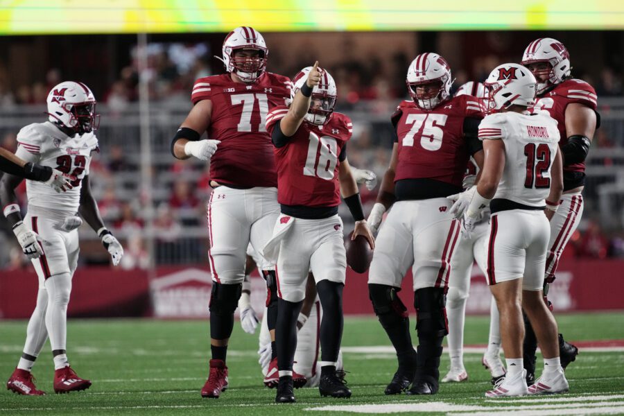 Week 2 Badgers Depth Chart Reveals No O-Line Changes Despite Mixed Bag