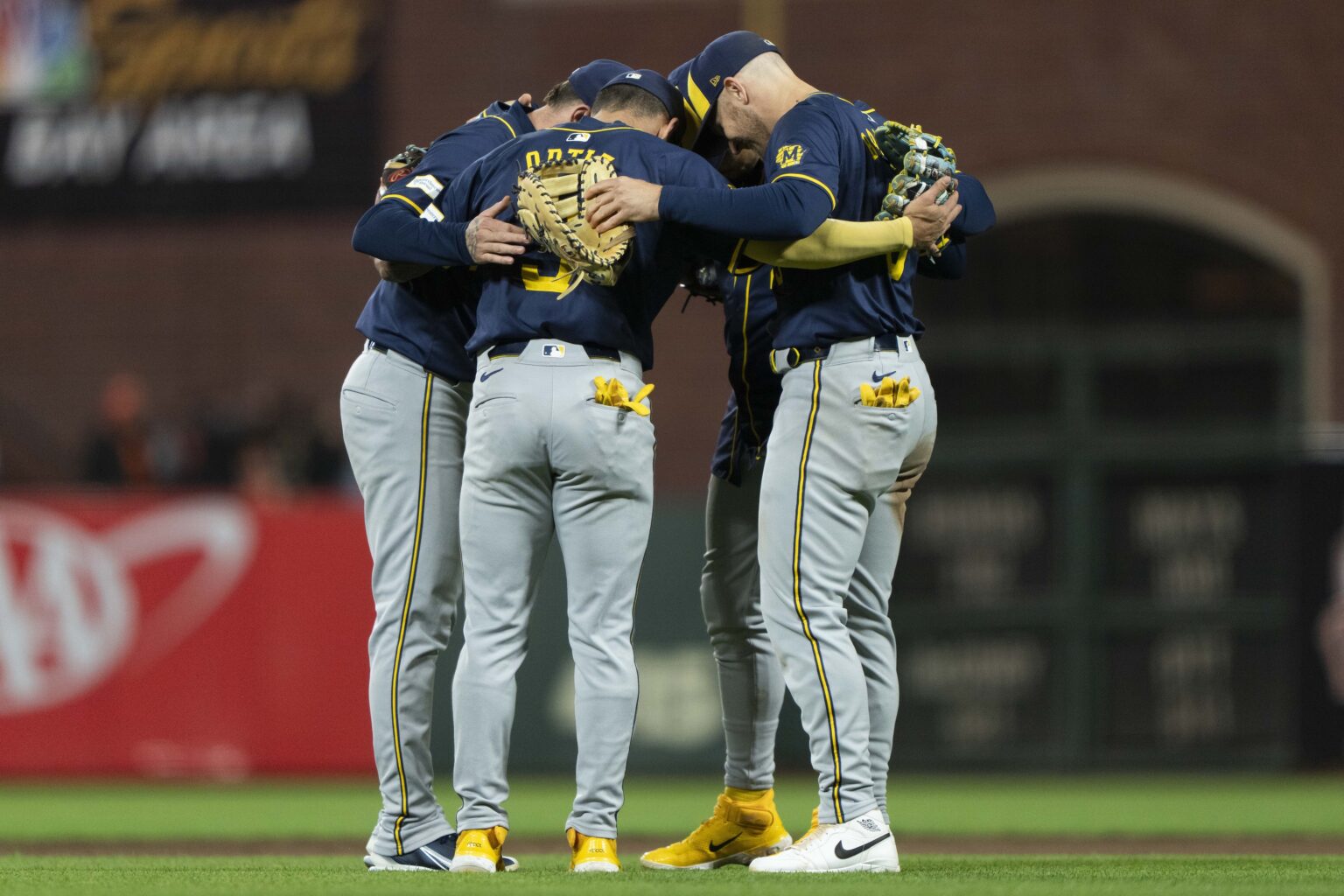 "No Cause For Alarm;" Milwaukee Brewers Dodge Major Injury Bullet To ...