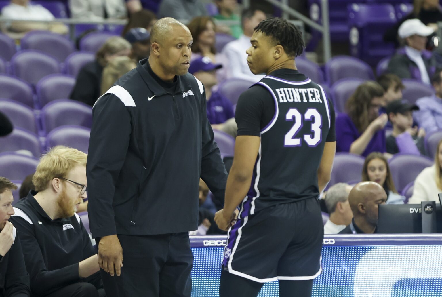 Wisconsin Badgers: The Story Behind The "Jump Around" Tradition 25 ...