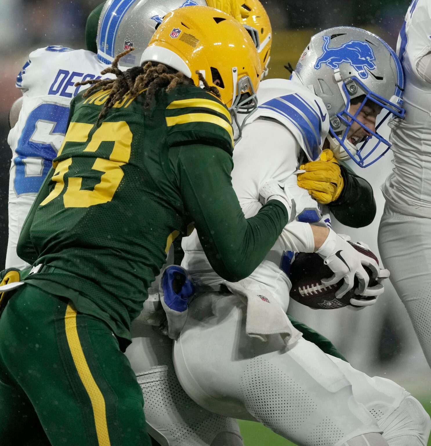 Green Bay Packers: Defensive End Arron Mosby Got His 1st Career Sack