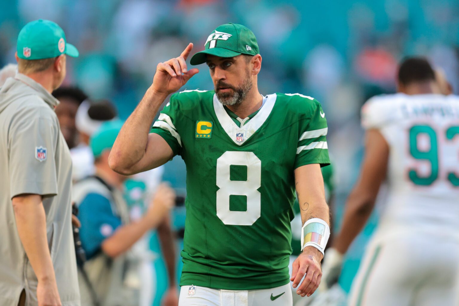 Green Bay Packers Fans Expect Aaron Rodgers To Sign With 1 Specific ...