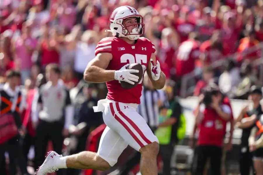 Wisconsin Badgers' RB Room Takes Another Hit Ahead Of #23 Washington Challenge