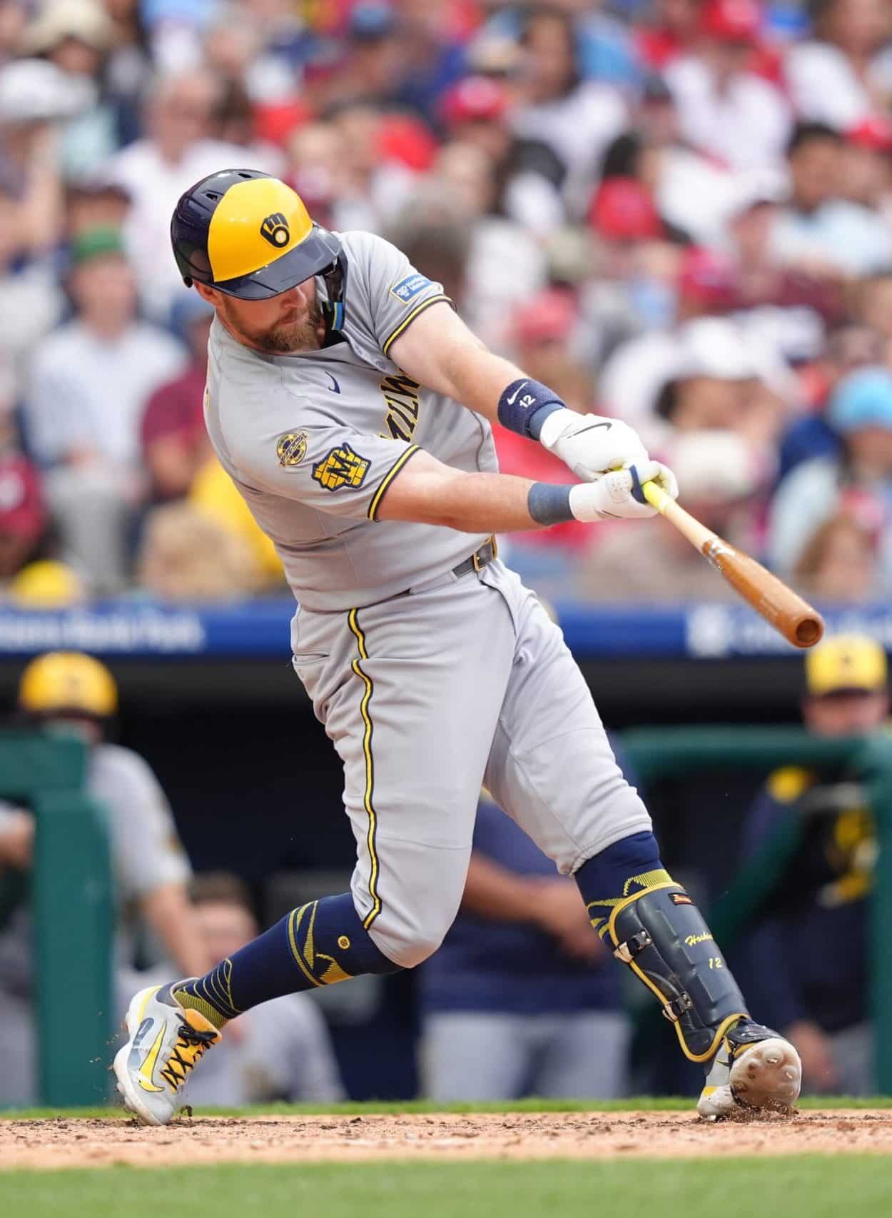 Milwaukee Brewers Get Unfortunate Update On Injury To 1B Rhys Hoskins