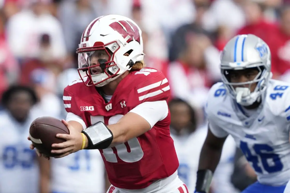 Badgers Should Consider Starting Danny O'Neil Against Tough #19 Alabama ...