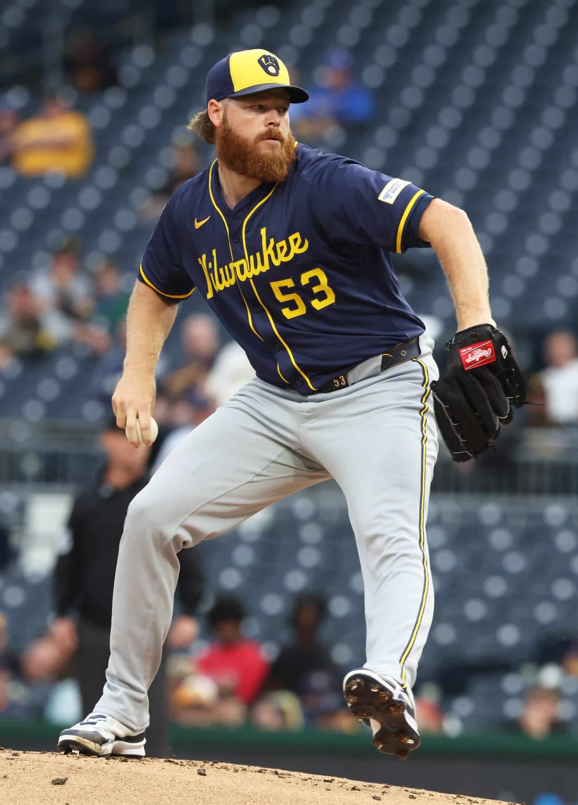 Milwaukee Brewers Face Tough Decisions On 2 All-Star Pitchers