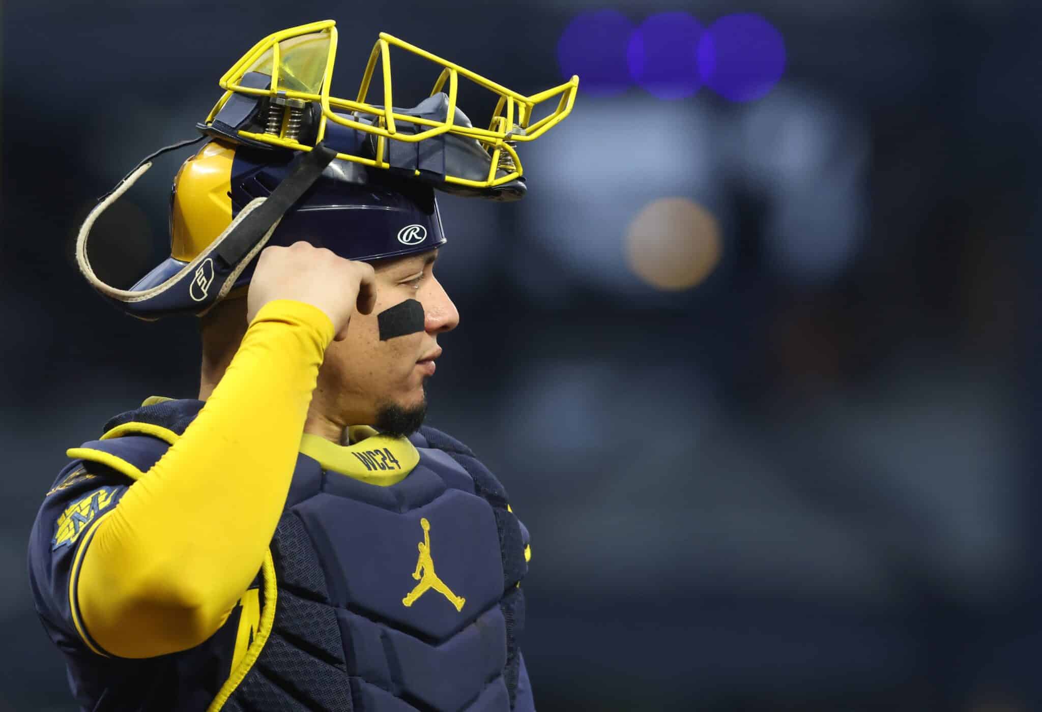 Brewers' William Contreras Turns Heads After Sharing Gnarly Photo Of ...