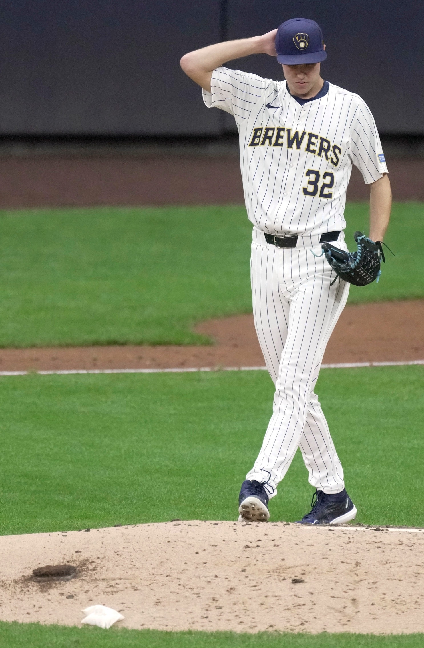 Milwaukee Brewers Manager Pat Murphy Holds Nothing Back On ...