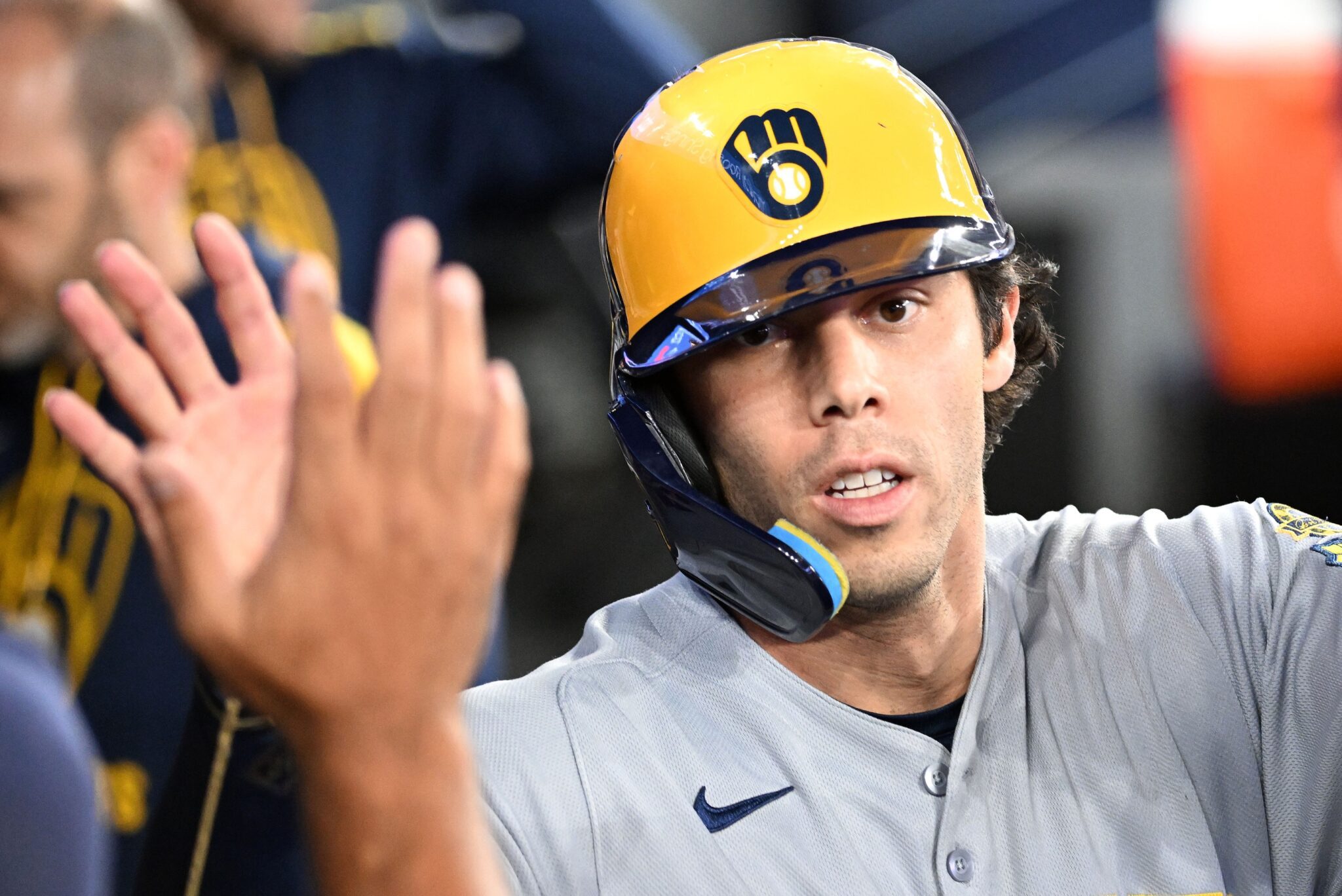 Brewers Rocked As Yelich’s Back Flare-up Threatens Momentum