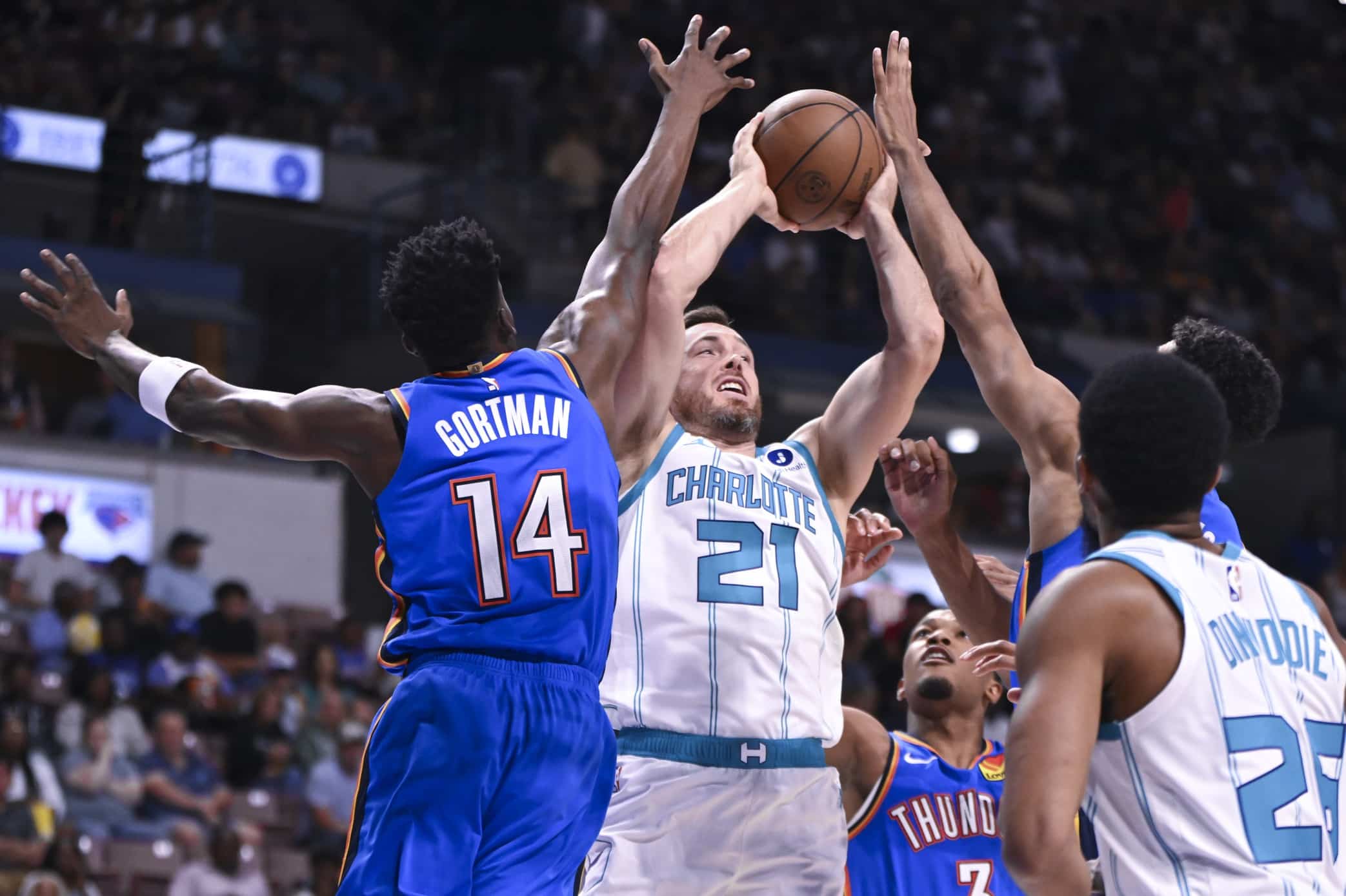 The Harsh Message Pat Connaughton Got From Hornets Executive After ...