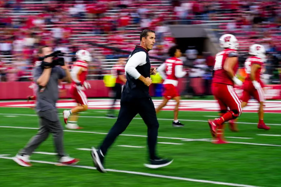 Wisconsin Badgers Land Tennessee Transfer, 2025 Four-star Edge Rusher