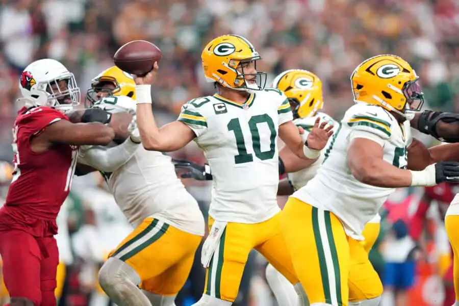 Jordan Love Reflects On Aaron Rodgers Ahead Of Emotional Packers ...