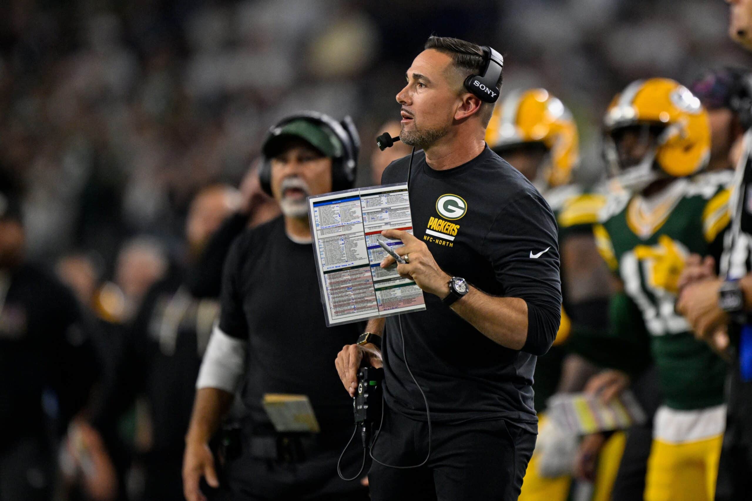 Six-hour Flight Delay Disrupts Packers Before Cardinals Game