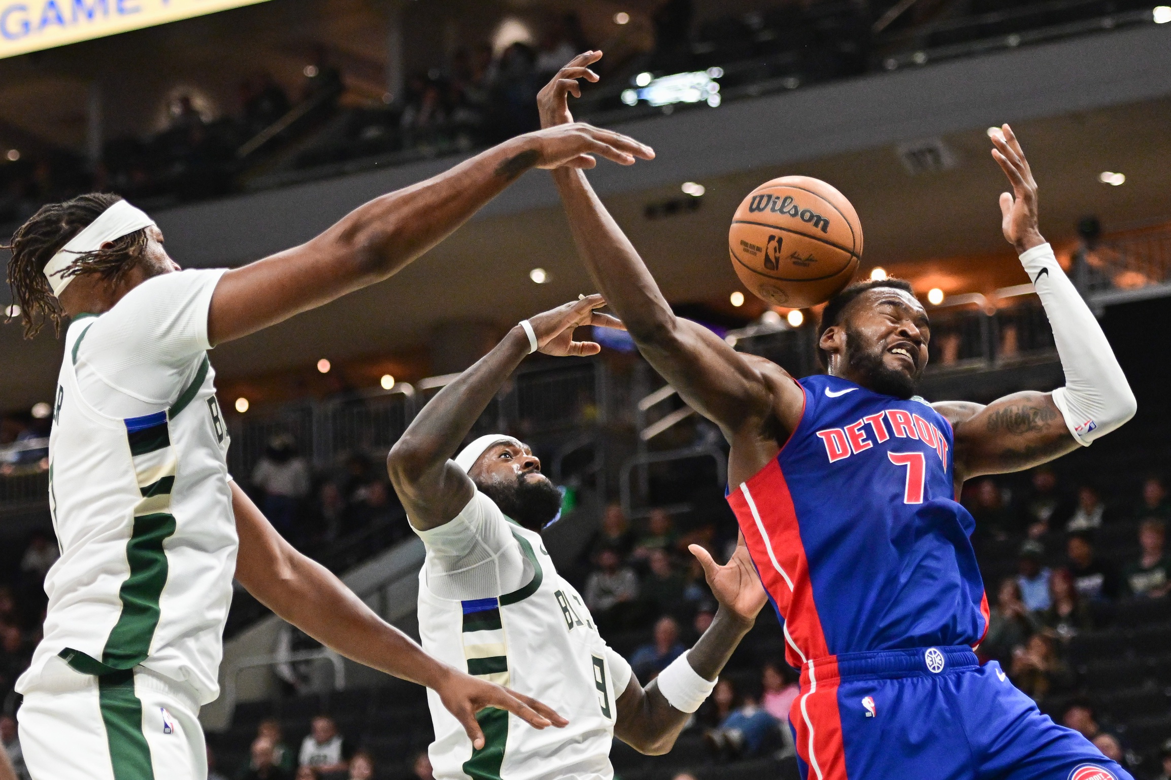 Bucks' Losing Streak In Danger Of Reaching Four As They Host 13-2 Pistons
