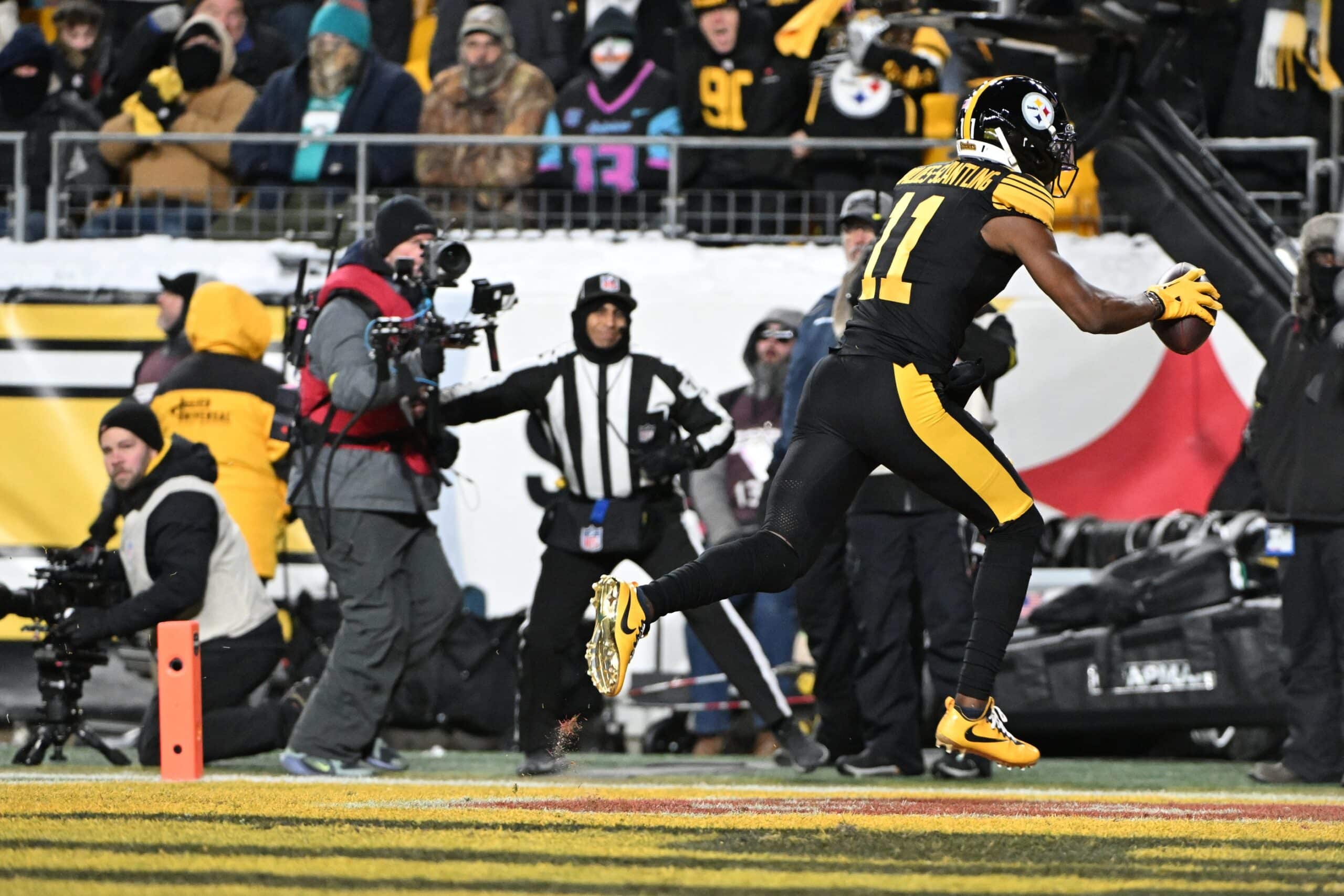 Ex-Packers WR Joins Aaron Rodgers After Ultra-rare Feat