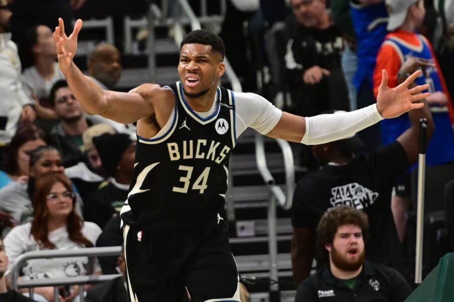 "I Just Have To Be There For Them First": Giannis Antetokounmpo Rallies ...
