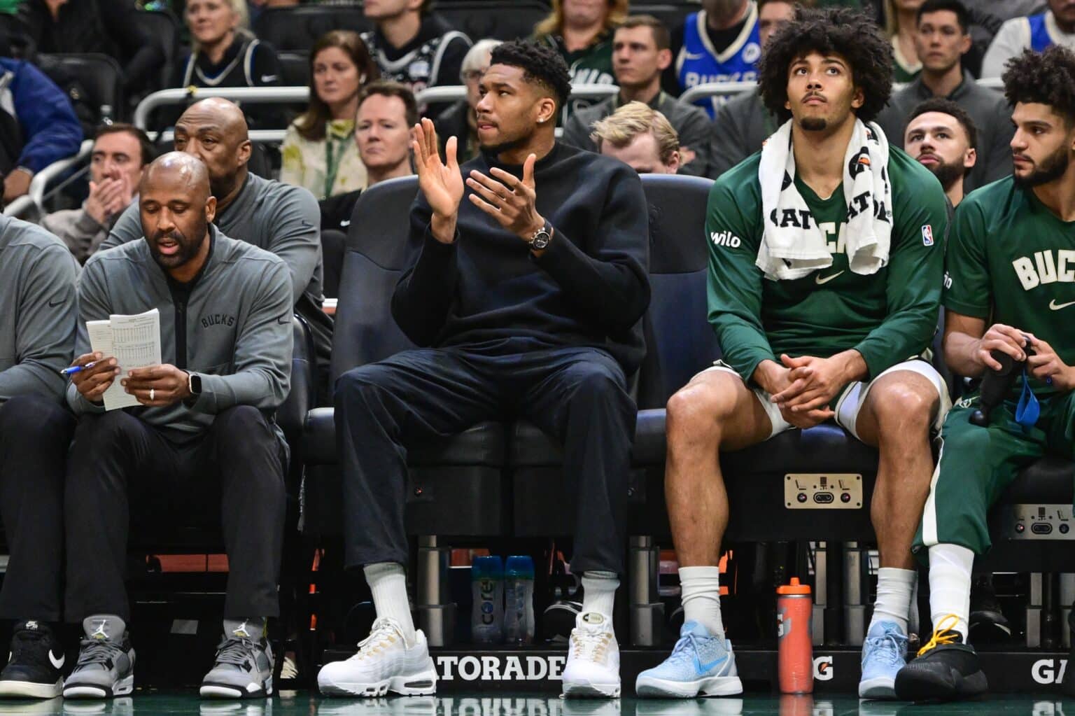 "I Boo Back": Giannis Antetokounmpo Shrugs Off Unusual Home Crowd Hostility