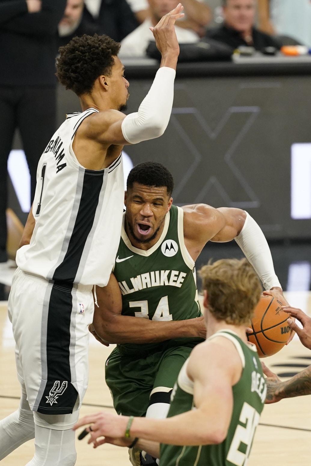 Milwaukee Bucks Injury Report For January 15 Game Against San Antonio Spurs